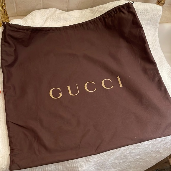 Gucci | Other | Gucci Med Cotton Duster | Poshmark